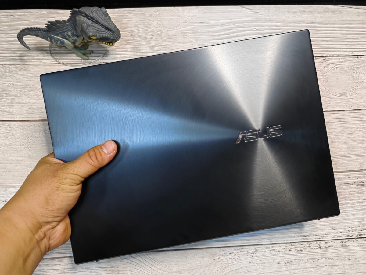 ASUS ZenBook 14X OLED (UX5401): UNBOXING and FIRST IMPRESSIONS - The ...