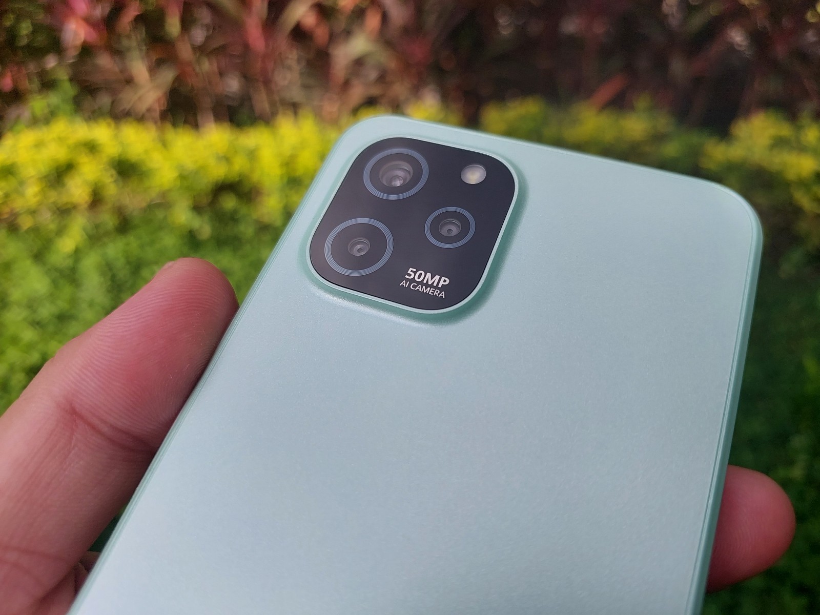 HUAWEI nova Y61 Review: Why Seek One? - The Technivore